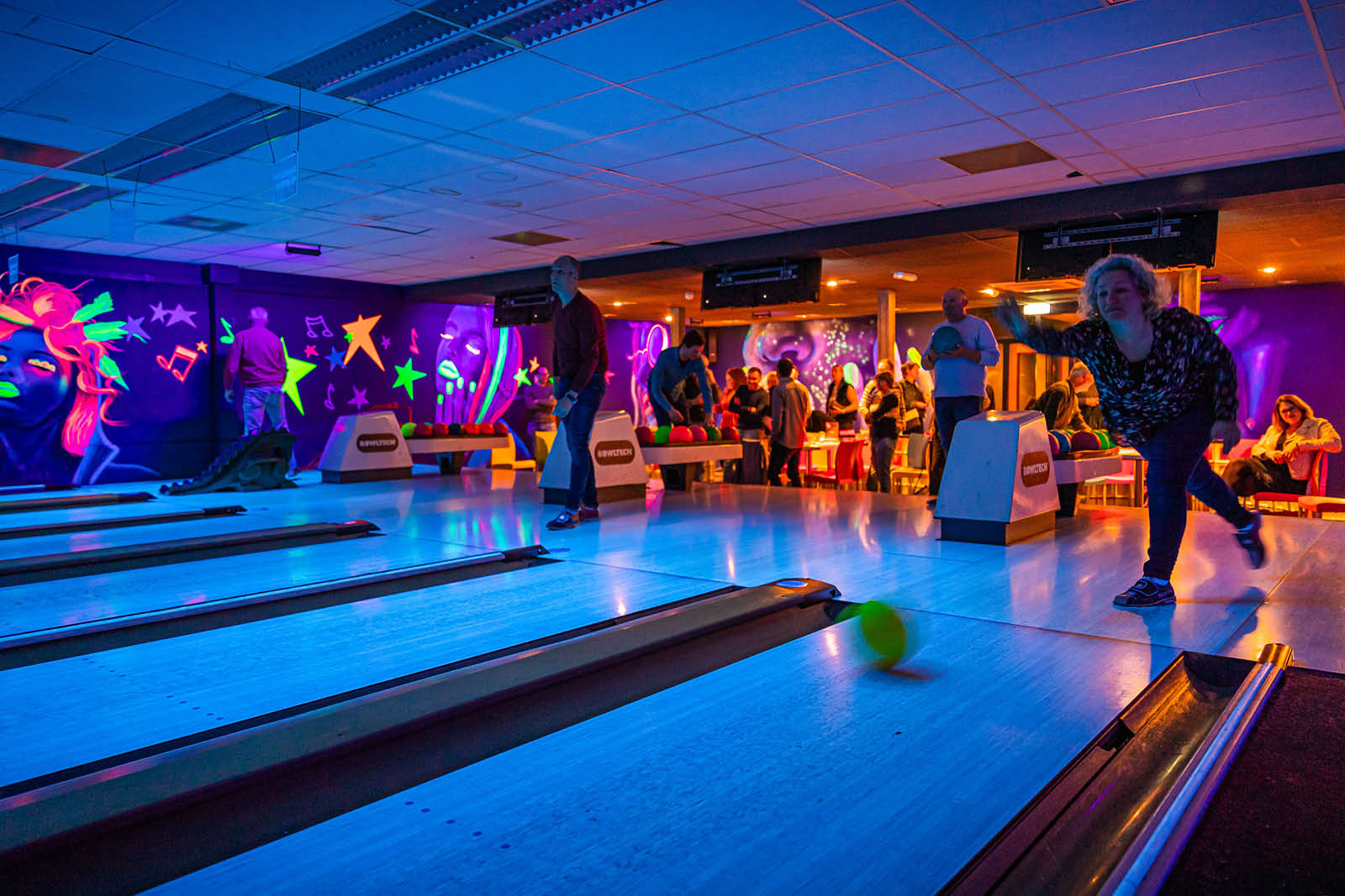 Avondje bowlen in Limburg? | All in Echt